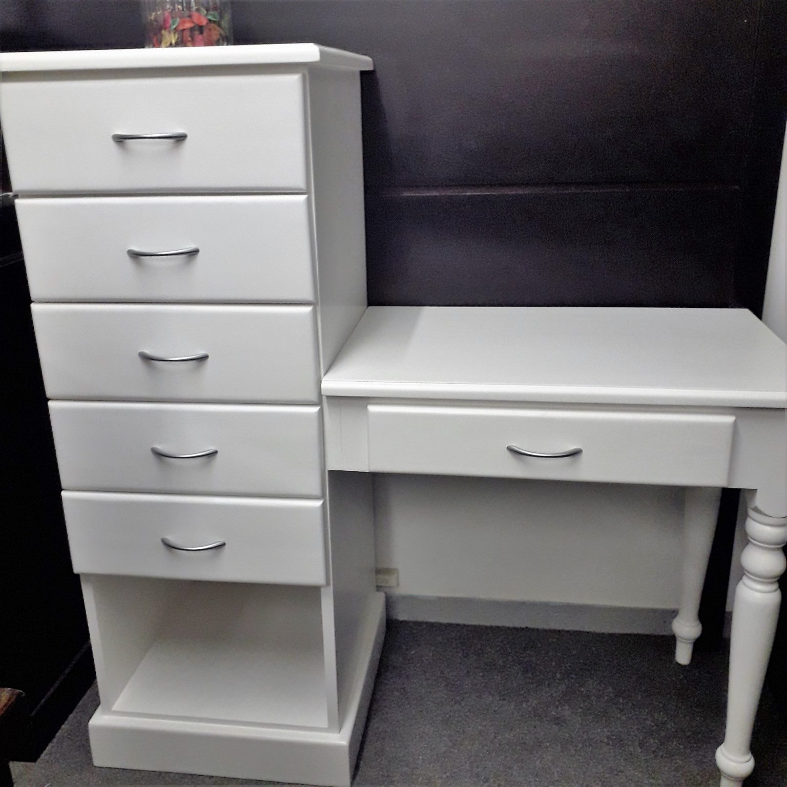 Dressing Table – House of Oregon and Oak